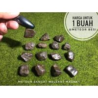 Review Batu Meteor Besi A18 atau Meteorite Besi atau Meteor Iron Stone ...