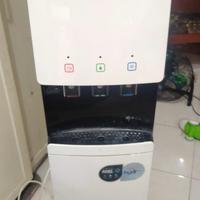 Jual Dispenser Polytron Pwc 777 Terlengkap - Harga Terbaru Mei 2024 ...