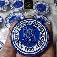 Jual Enamel Pin Custom Murah & Terbaik - Harga Terbaru Agustus 2025