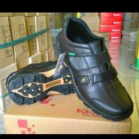 Jual Sepatu Booth Pria Model & Desain Terbaru - Harga April 2024