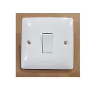 Jual Saklar Single Terbaik - Harga Murah April 2024 & Cicil 0%