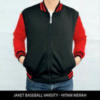 Koleksi Jaket Varsity Terbaik Mei 2024