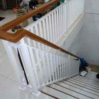 Jual Railing Tangga minimalis modern / Railing kombinasi hand rail kayu ...
