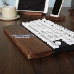Jual wrist rest kayu tatakan untuk keyboard bisa custom - JATI BELANDA ...