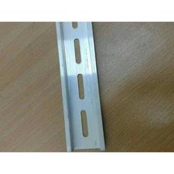 Jual DIN RAIL OMEGA REL MCB 1 FUNGSI ALUMUNIUM REL - Jakarta Pusat ...