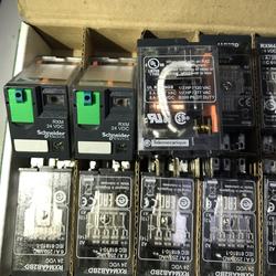 Jual RELAY RXM4AB2BD 24VDC SCHNEIDER ORIGINAL - Jakarta Pusat - RASYA SAHABAT LISTRIK | Tokopedia