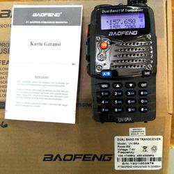 Promo HT BAOFENG UV-5R Dual Band Walkie Talkie UV5 BF-UV5R BFUV5R Layar ...