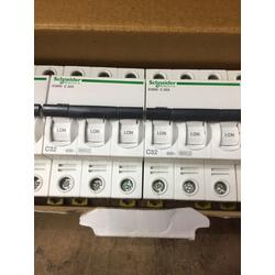 Jual MCB iC60N 3P 32A A9F74332 Schneider - Jakarta Pusat - SUMBER SURYA ...