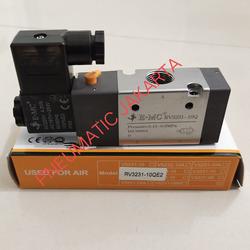 Jual Solenoid Valve RV5231-08/RV5231-10 E2 E4 AC220V / DC24V EMC ...