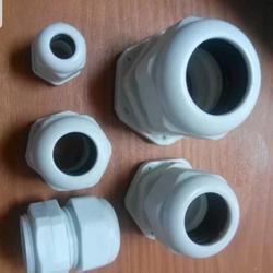 Jual Kabel Gland PG-25 / Cable Gland PG25 / Glen PG 25 / PVC PG-25 ...