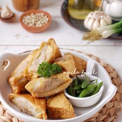 Jual Tahu Bakso Bu Pendi Segitiga isi 10 300 gram Sayurbox - Jakarta ...