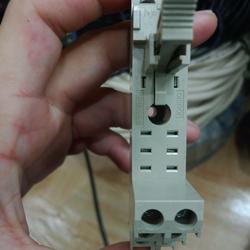 Jual SOCKET RELAY OMRON P2RFZ-08-E SOCKET G2R-2-SN SOCKET OMRON 8 KAKI ...