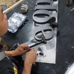 Jual Huruf timbul Plat Galvanis Tebal 3cm Outdoor Lettersign Signage ...