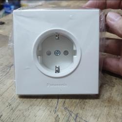 Jual stop kontak panasonic putih white style wesjp 1121w - PUTIH STYLE ...