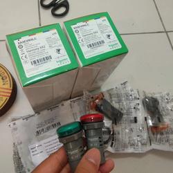 Jual Pilot Lamp Schneider 24VDC 22mm - XA2EVB4LC - Kota Batam - ITSUMI ...
