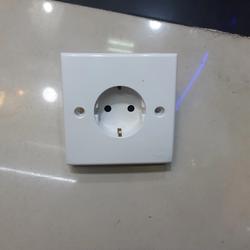 Jual Stopkontak CLIPSAL SCHNEIDER Outbow/Colokan Schneider Classic OB ...