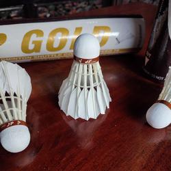 Jual KOK / SHUTTLECOCK JP GOLD 1 DUS ISI 50 SLOP ORIGINAL 100% ...