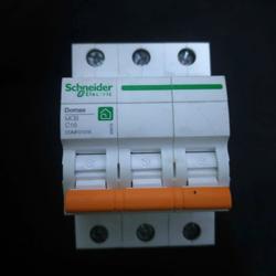 Jual Schneider MCB 3P 16A / MCB 3 Phase 16A / MCB 16A 3P - DOMF01316 ...