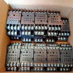 Jual Relay Socket PYF14A 14 PIN Relay MY4 MY4N 14Pin - Jakarta Pusat ...