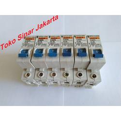 Jual MCB Merlin Gerin 1Phase MCB 1P - 10A - Kab. Bekasi - Toko Sinar ...