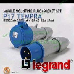 Jual Legrand Set 555104 mobile Socket + 555124 plug 16A 2P+E 2P IP44 ...