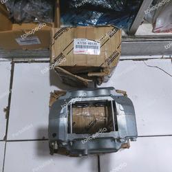 Jual Kaliper caliper rem assy hilux revo 47730-0K300 - Kanan - Jakarta ...