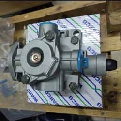 Jual Emergency Relay Valve RE6 Trailer Kura Kura Rem Wabco 9710050020 ...