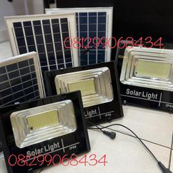 Jual Lampu Sorot Solar Cell Tenaga Surya 300 watt Lampu Tembak 300w Panel - Jakarta Barat ...