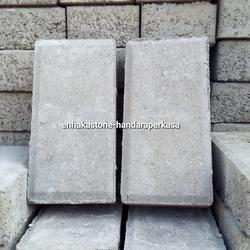 Jual Paving Block Hidrolik Conblock Super K300 Gressblock Kanstin Taman ...