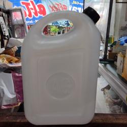 Jual jerigen 10 liter baru putih /botol jirigen dirigen - Kota Surabaya ...