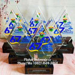 Jual Plakat Akrilik custom,plakat kkn,plakat akrilik premium - Akrilik ...