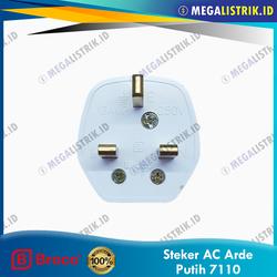 Jual Steker AC Broco 7110 BSI Plug Colokan 3 Kaki (3 Pin) 13 Ampere ...