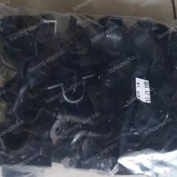 Jual Clem Conduit 20mm putih Boss / Klem pipa conduit 20mm boss isi ...