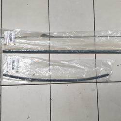 Jual karet wiper depan all new pajero sport 2016-2021 ASLI RESMI ...
