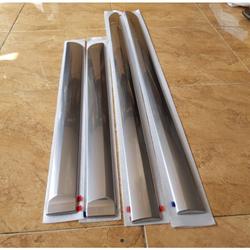 Jual side body moulding innova reborn original list pintu innova reborn ...