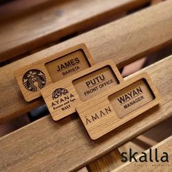 Jual name tag reusable kayu badge papan nama dada wooden nametag custom ...