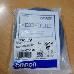 Jual Photo sensor E3Z R61 + Reflector Omron Original - Jakarta Barat - Pabriklistrik.Ind | Tokopedia