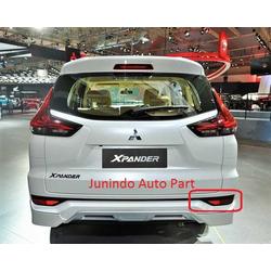 Jual REFLEKTOR BUMPER BELAKANG KANAN MITSUBISHI XPANDER - 8355A092 ...