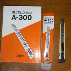 Jual Paket Pisau Cutter KENKO A300 Kecil + Isi Cutter 1 pak Cutting ...