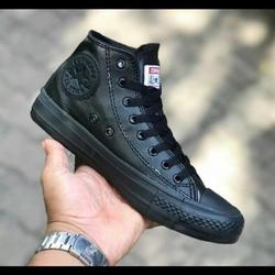 Sepatu Converse Original Kulit