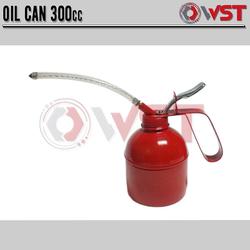 Jual Oil Can Plastik 300cc C-mart Pompa Oli Pump Oiler Plastic Botol ...
