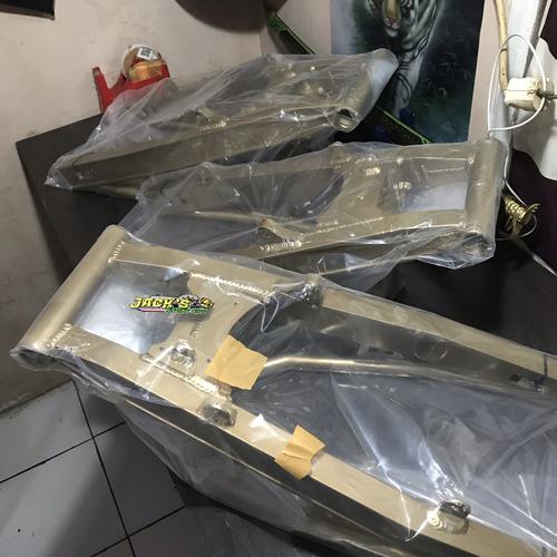 Jual Swing arm unitrack ninja r kr150 arm ninja r - Jakarta Barat ...