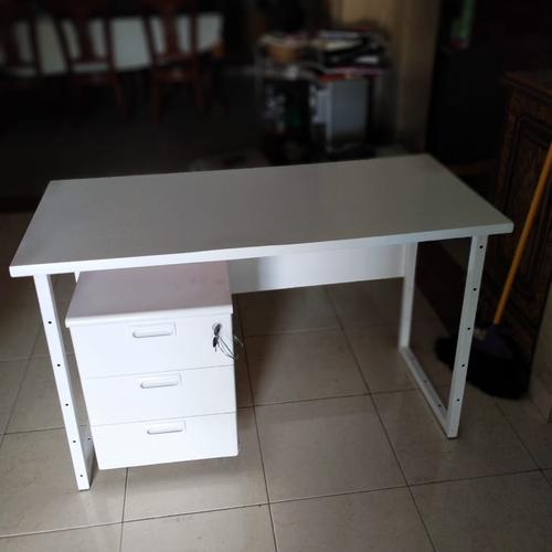Jual meja kerja minimalis+drawer ukuran meja 140x60x75 - Jakarta ...