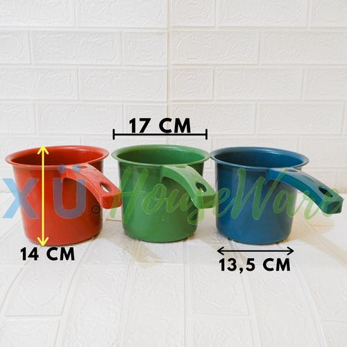 Jual Gayung Jumbo S (D 17 cm T 14 cm) | Gayung Mandi Plastik Jumbo 3 ...