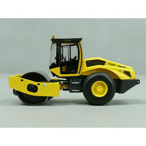 Jual Miniatur Diecast Vibro Roller Stum Bomag BW 213 D-5 Stump Alat ...
