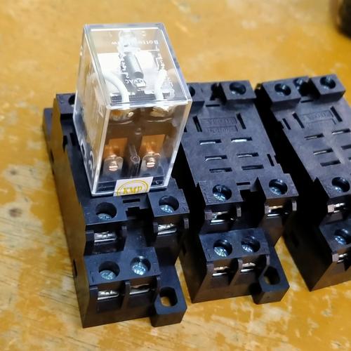 Jual relay LY2 Omron + socket original 220vac 10A - LY2N+socket ...