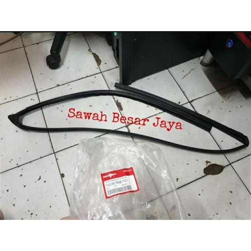 Jual Karet Run Channel Rel Kaca Jendela Pintu Depan Belakang CRV RW ...