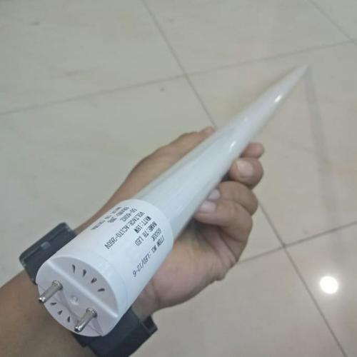 Jual Lampu neon TL Led tube 18 watt 220v cahaya putih (120cm) - Jakarta ...