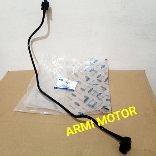 Jual Selang Tabung Air Radiator Ford Fiesta Bagian Bawah Original Ford ...