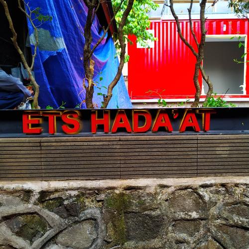 Jual Signage Huruf Timbul 3D Galvanil Galvanis Cat Duco Backlight ...